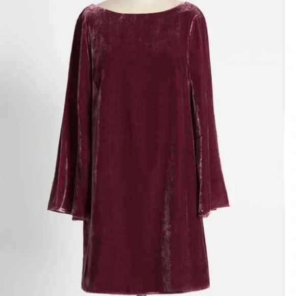 Modcloth | Dresses | Modcloth From Lust To Dusk Burgundy Velvet Bell ...